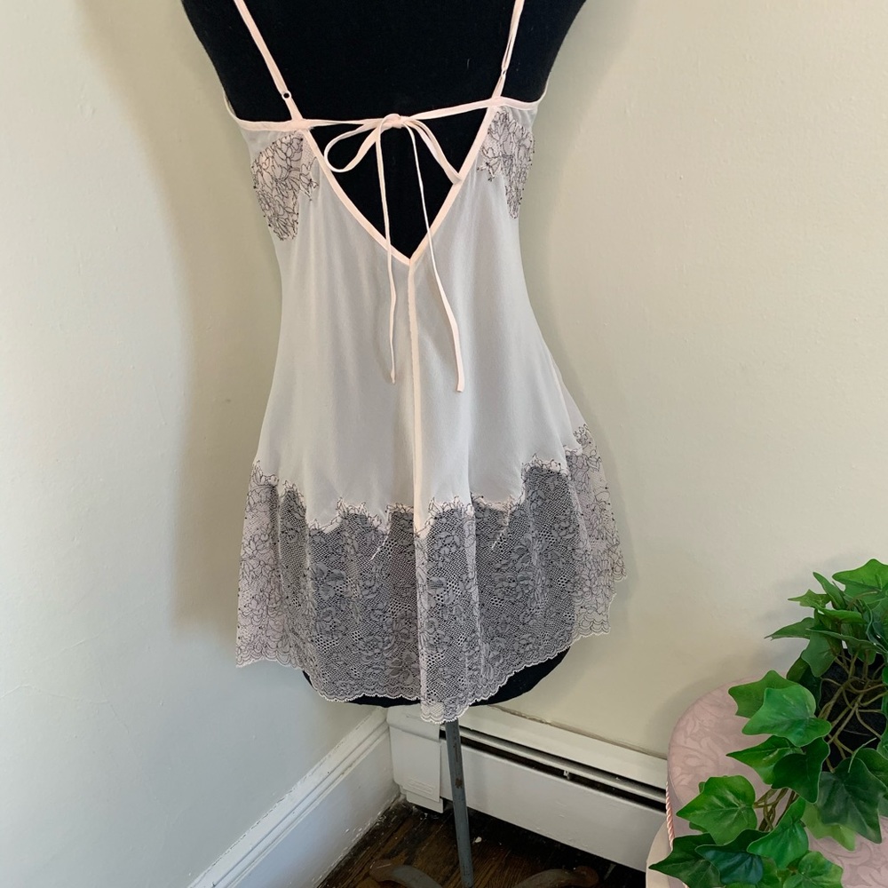 Victoria’s Secret Sheer Lace Chemise - Size Small - Gem